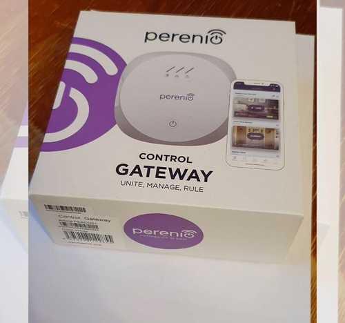 Умная розетка Perenio