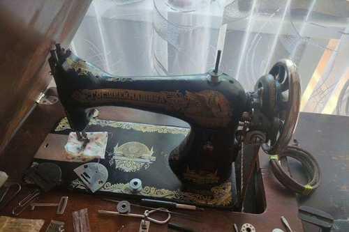Швейная машинка П.Г.М.З