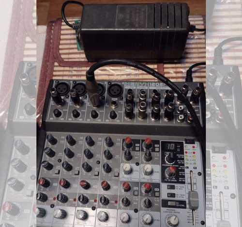 Микшерный пульт Behringer xenyx 1202fx