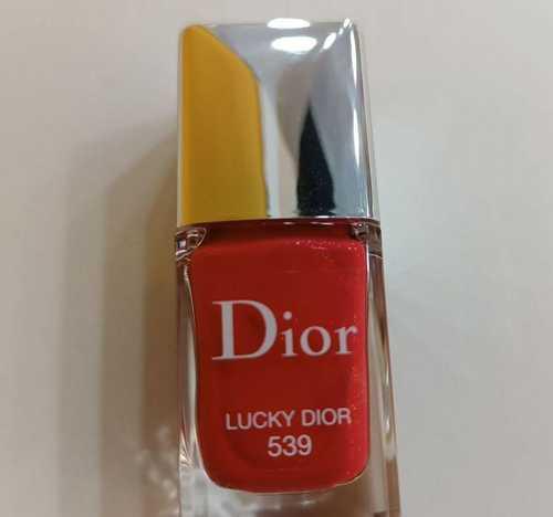 Лак для ногтей Dior nail 539