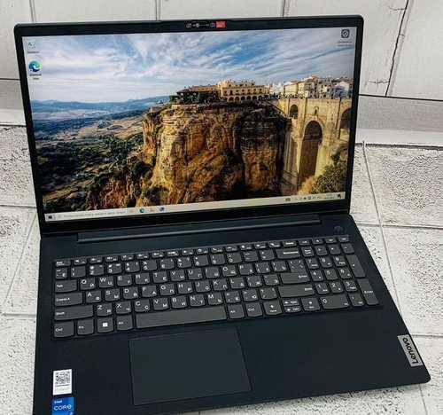 Lenovo 5.6 FHD IPS I5-13420H/16GB/512SSD