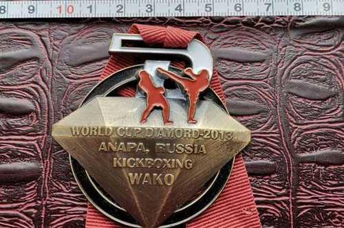 Медаль чемпионат мира в Анапе по кикбогсингу 2013