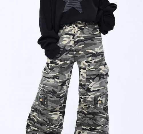 Джинсы Vetements Camo type