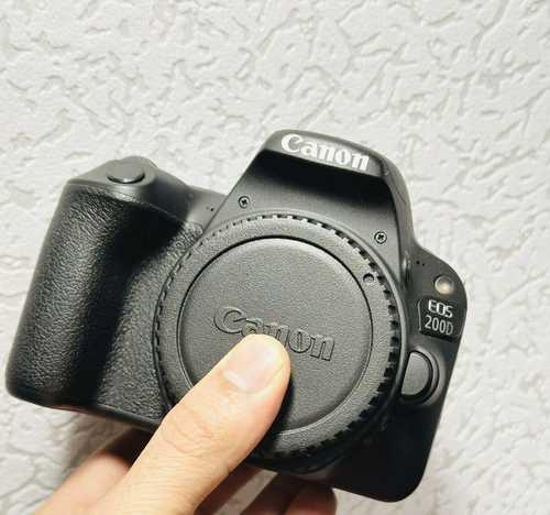 Canon EOS 200D Body