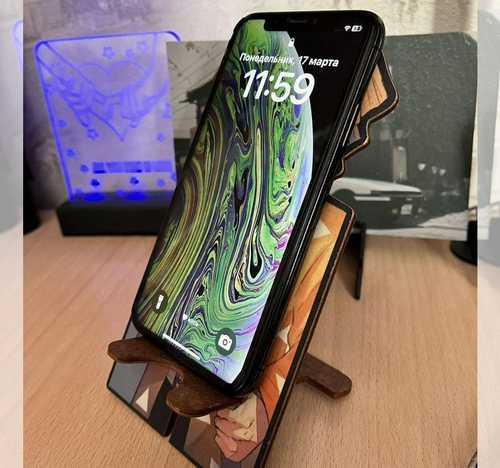 iPhone Xs, 256 ГБ