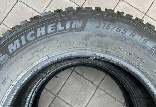 Michelin X-Ice North 4 215/65 R16