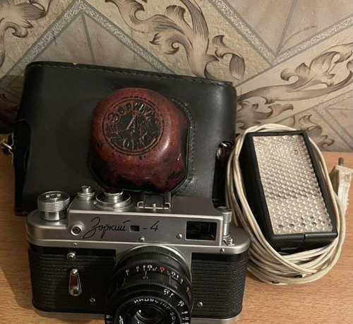 Плёночный фотоаппарат Зоркий 4 +вспышка