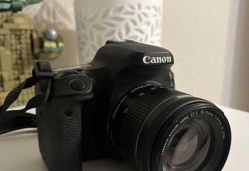 Зеркальный фотоаппарат Canon 77D