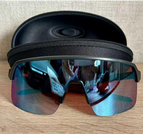 Очки Oakley Sutro Lite