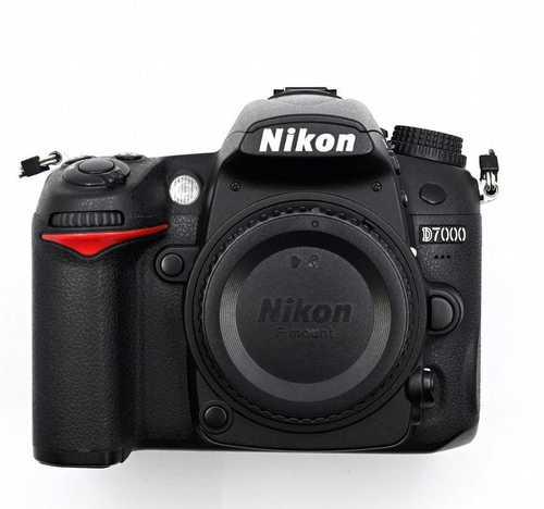 Фотоаппарат Nikon D7000 body