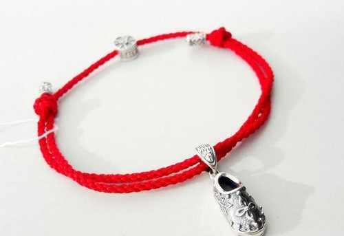 Красный браслет с серебряным башмачком Спиридона
