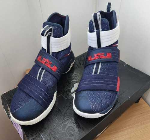 Баскетбольные кроссовки nike lebron soldier 10