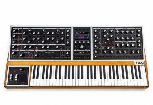 Moog One Polyphonic Synthesizer 16