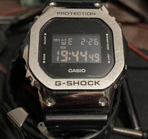 Наручные часы casio gm5600