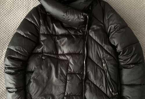 Куртка зимняя женская черная размер 44-46 б/у