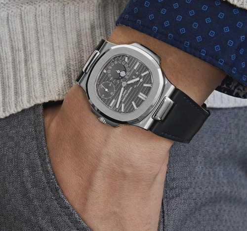 Швейцарские часы patek philippe Nautilus 5712 5712