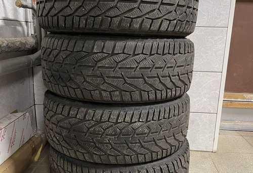 Tigar Winter 245/45 R18 100V