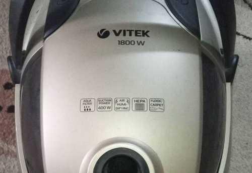 Пылесос с водным фильтром Vitek 1800 Вт