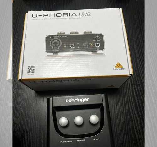 Внешняя звуковая карта behringer u-phoria um2