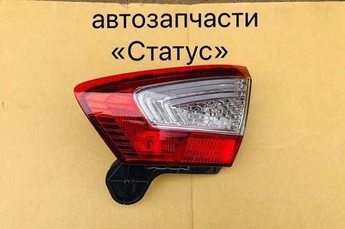 Фонарь в крышку багажника Ford Mondeo 4