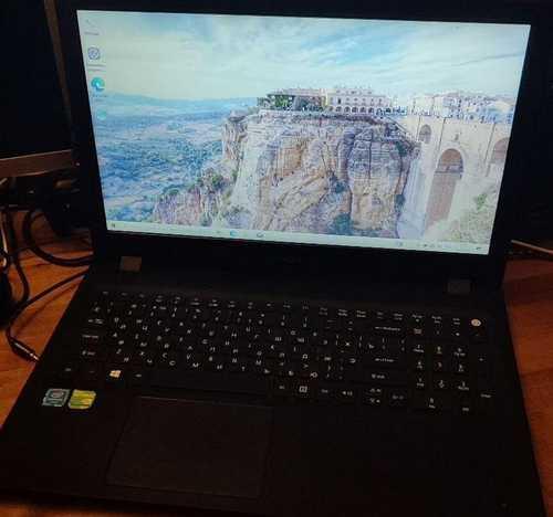 Ноутбук Acer extensa 2511