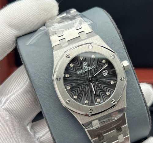 Шикарные женские часы Audemars Piguet кварц