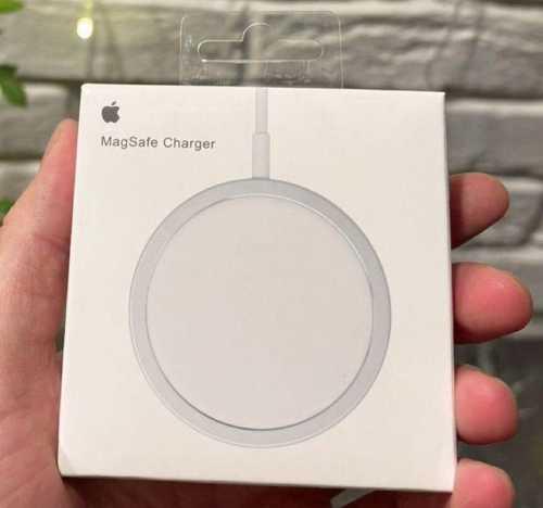 Apple MagSafe Charger. Беспроводная зарядка