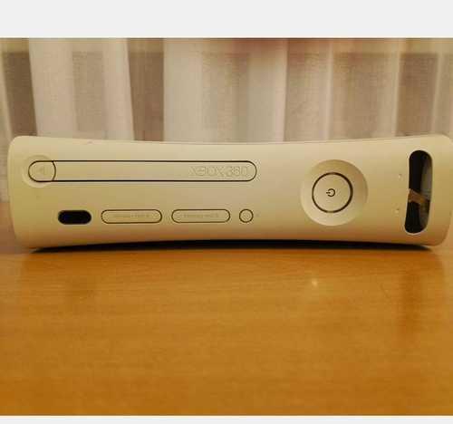 Xbox 360 белый