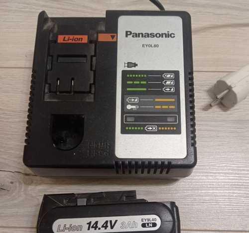 Зарядное устройство Panasonic EY0L80