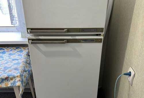 Холодильник 2 камерный
