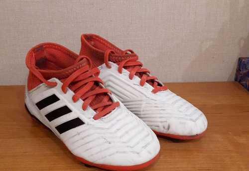 Бутсы футбольные Adidas Predator 30р