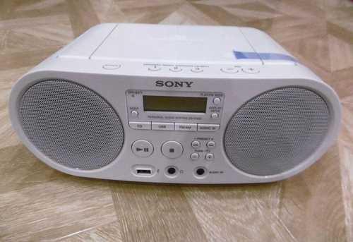 Радиоприемник- магнитола Sony