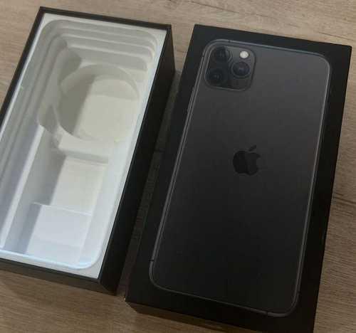 Коробка от iPhone 11 pro max