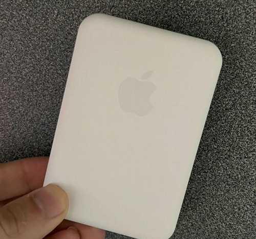 Повербанк MagSafe PowerBank 5000 mAh