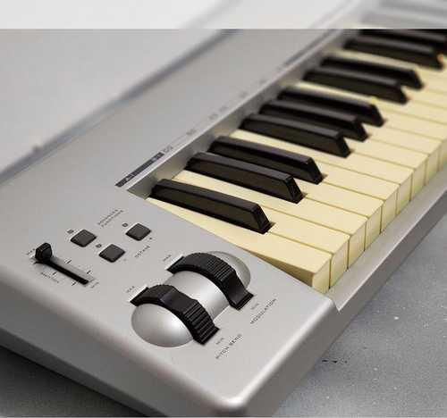 Midi клавиатура M audio keystation 88ES