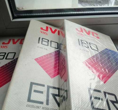 3 кассеты JVC