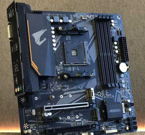 AMD Socket AM4 Gigabyte B550 Aorus Elite 1.3