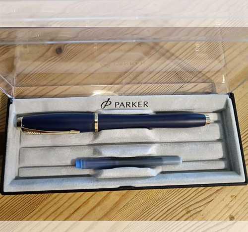 Перьевая ручка parker