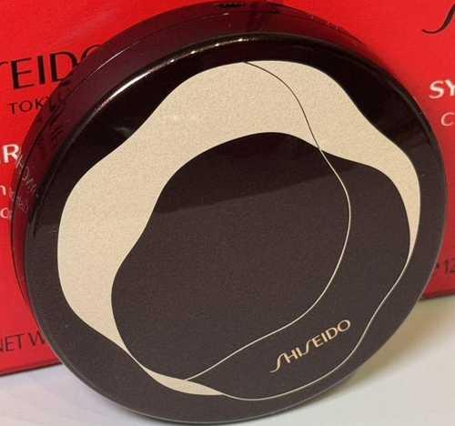 Shiseido кушон бронзер