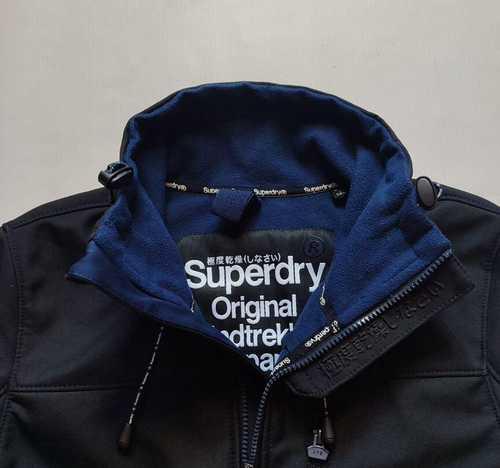 Superdry M ветровка лёгкая куртка оригинал