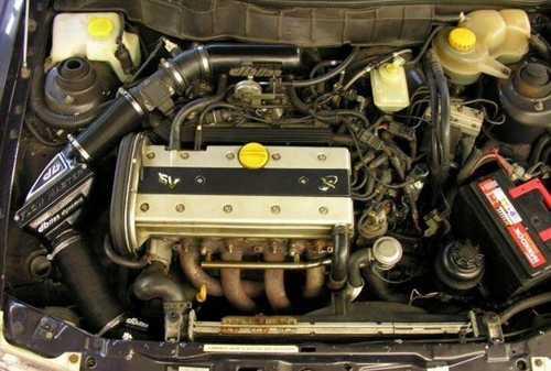 Двигатель Opel X18XE 1.8