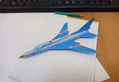 Модель самолета Су-17