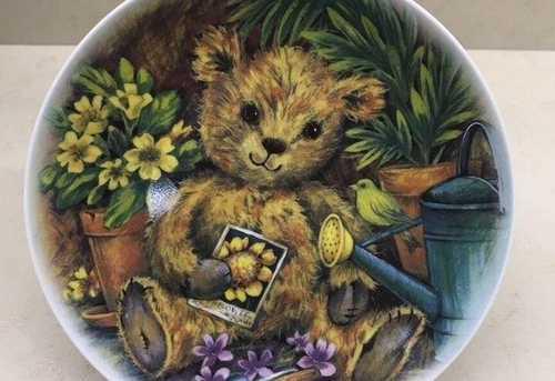 Тарелка Плюшевый мишка в саду 19 см