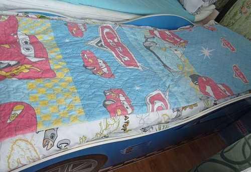 Детская кровать в виде гоночной машины с матрасом
