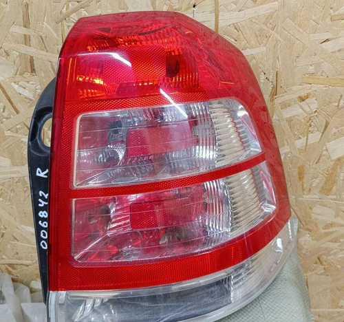Фонарь задний правый Opel Zafira B