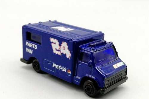 Модель авто Pepsi 24 Parts Van Maisto Hasbrо 1999