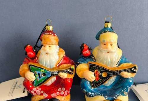 Ёлочная игрушка Komozja "Дед Мороз с балалайкой"