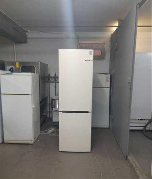 Холодильник Bosch KGV36XK2AR/01 (1)