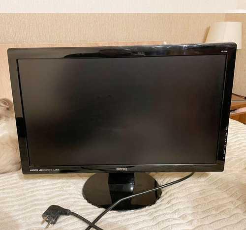 Монитор BenQ gl2250 21.5 дюйма