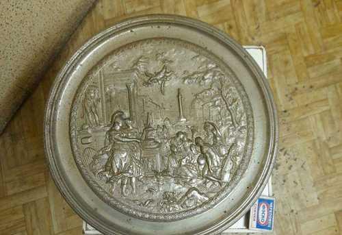 Тарелка настенная, чугун, 19 век